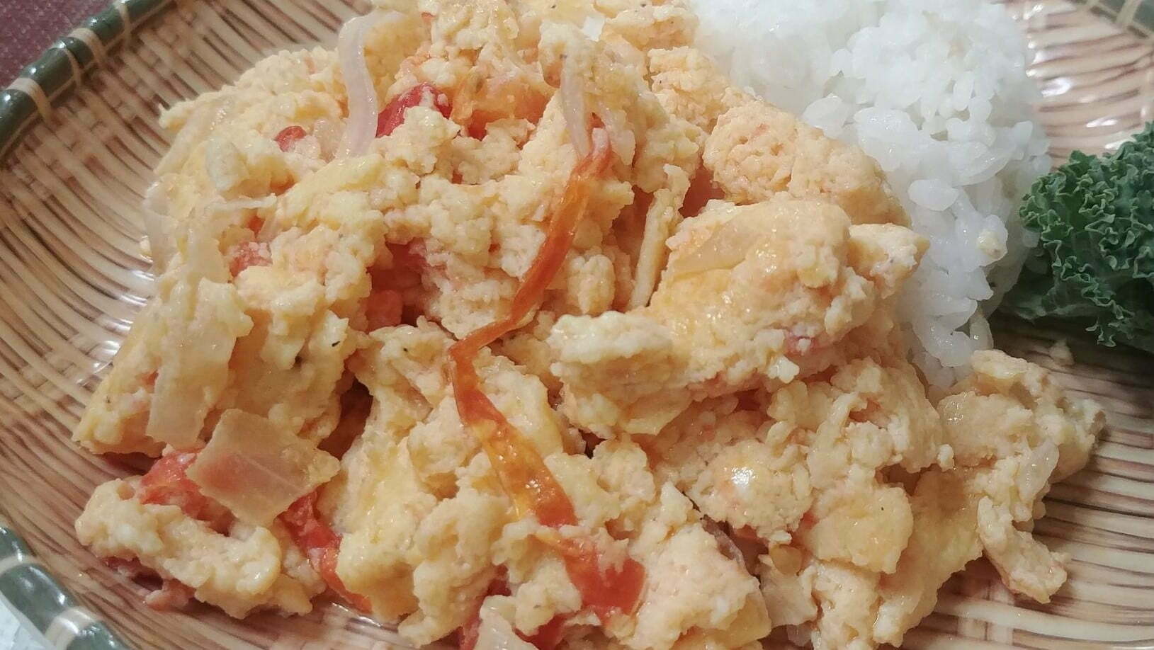 Ginisang Itlog, Sautéed Eggs & Steamed Rice/Filipino Eggrolls