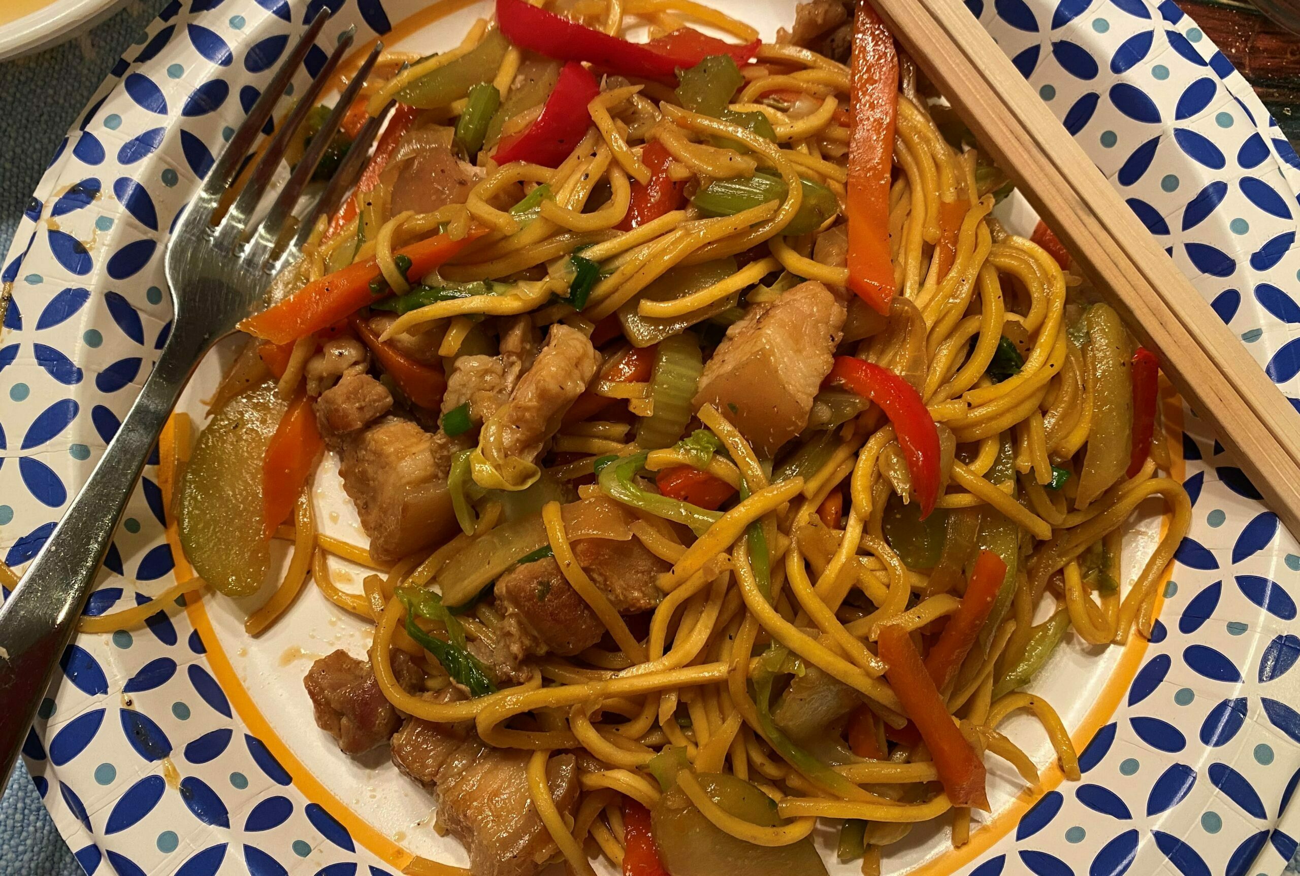 Pansit Canton, Filipino Noodle Recipe, Filipino Chow Mein/FilipinoEggrolls